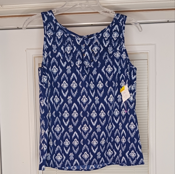 Jessica Simpson | Tops | Jessica Simpson Bluewhite Tank Top Size Small ...